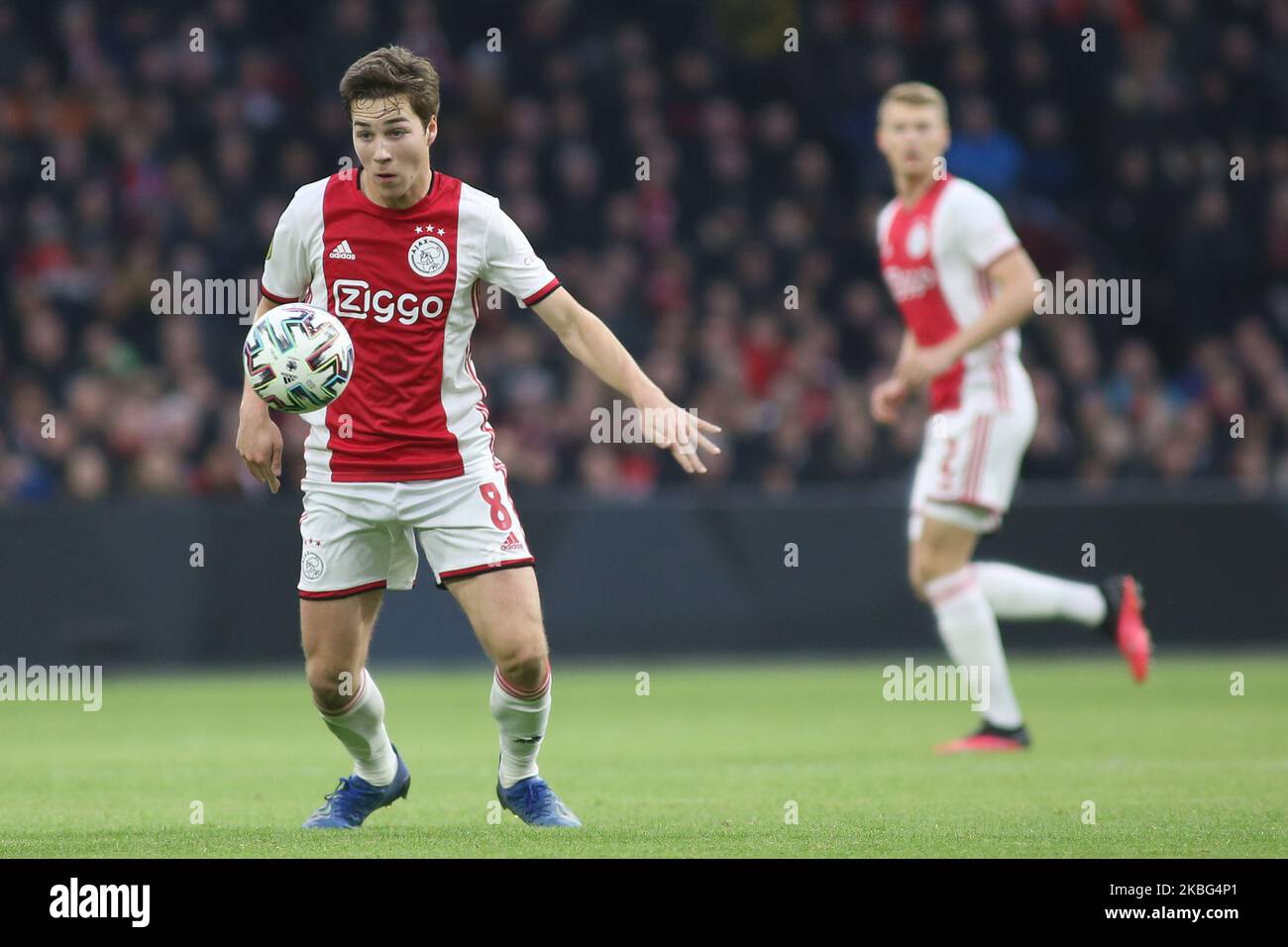 Carel Eiting (Ajax) controls the ball during the 2019/20 Eredivisie ...