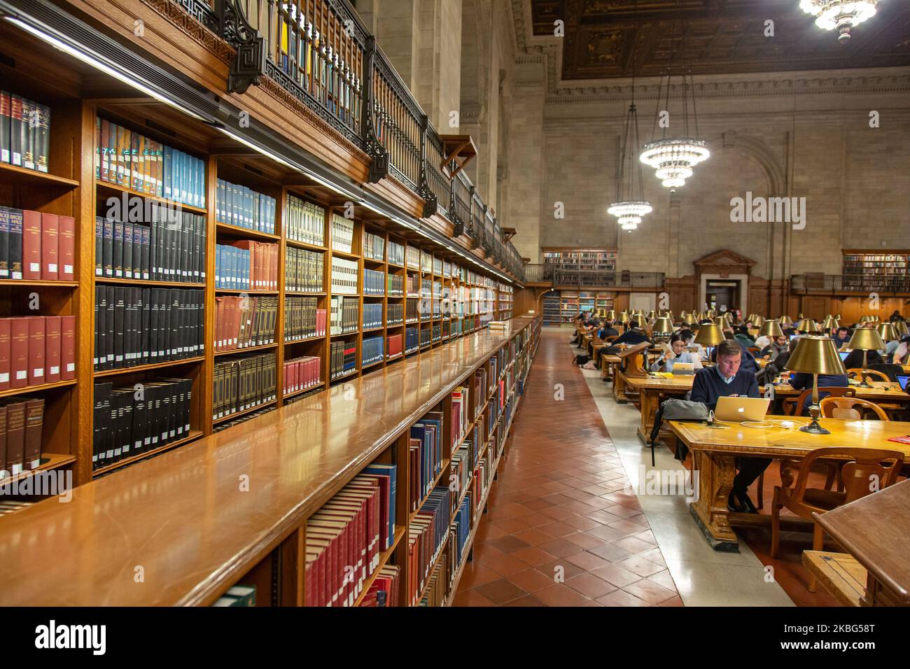 Inside the Rose Main Reading Room, the main reading room with side ...