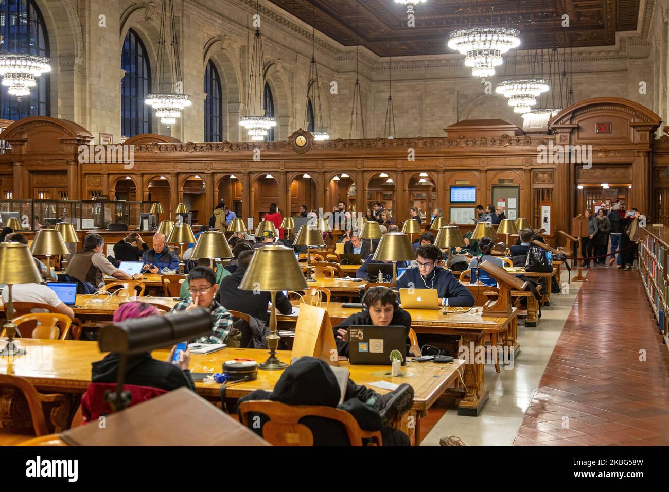 Inside the Rose Main Reading Room, the main reading room with side ...