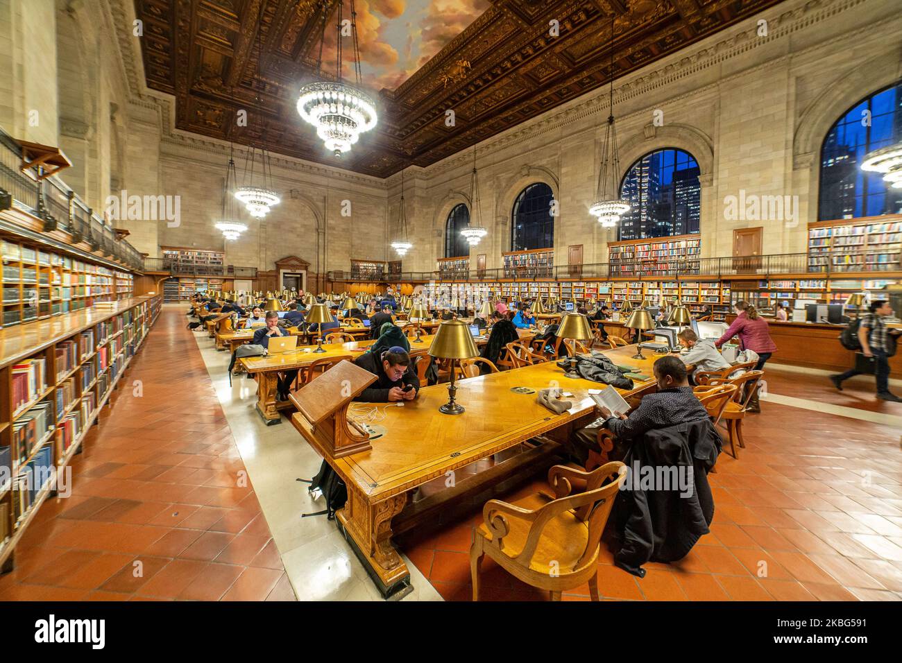 Inside the Rose Main Reading Room, the main reading room with side ...