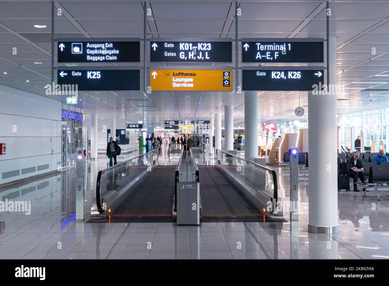 Interior of the Terminal 2 and K gates area of Munich Airport ...