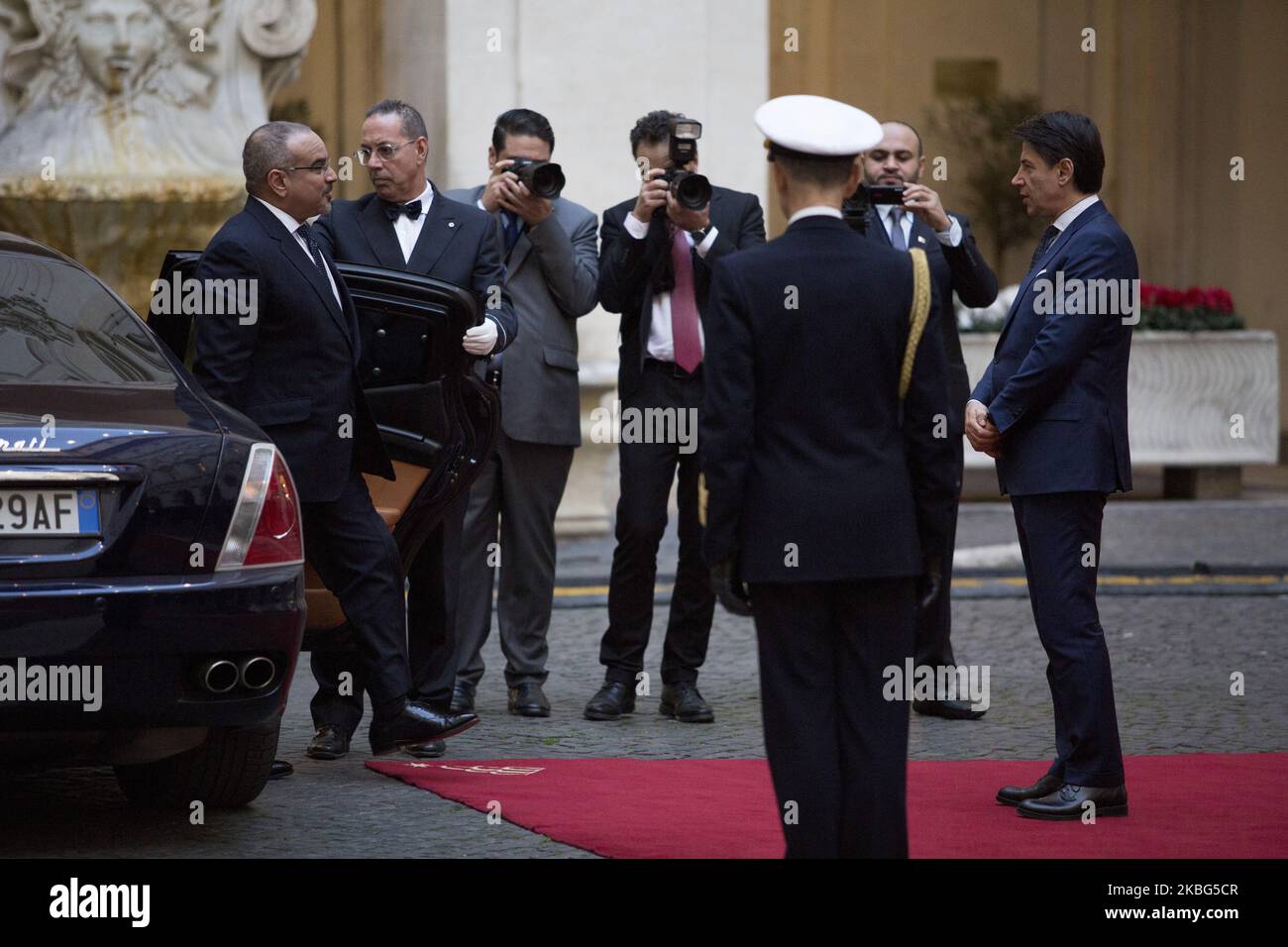 Bahrains crown prince salman bin hamad bin isa al khalifa hi-res stock ...