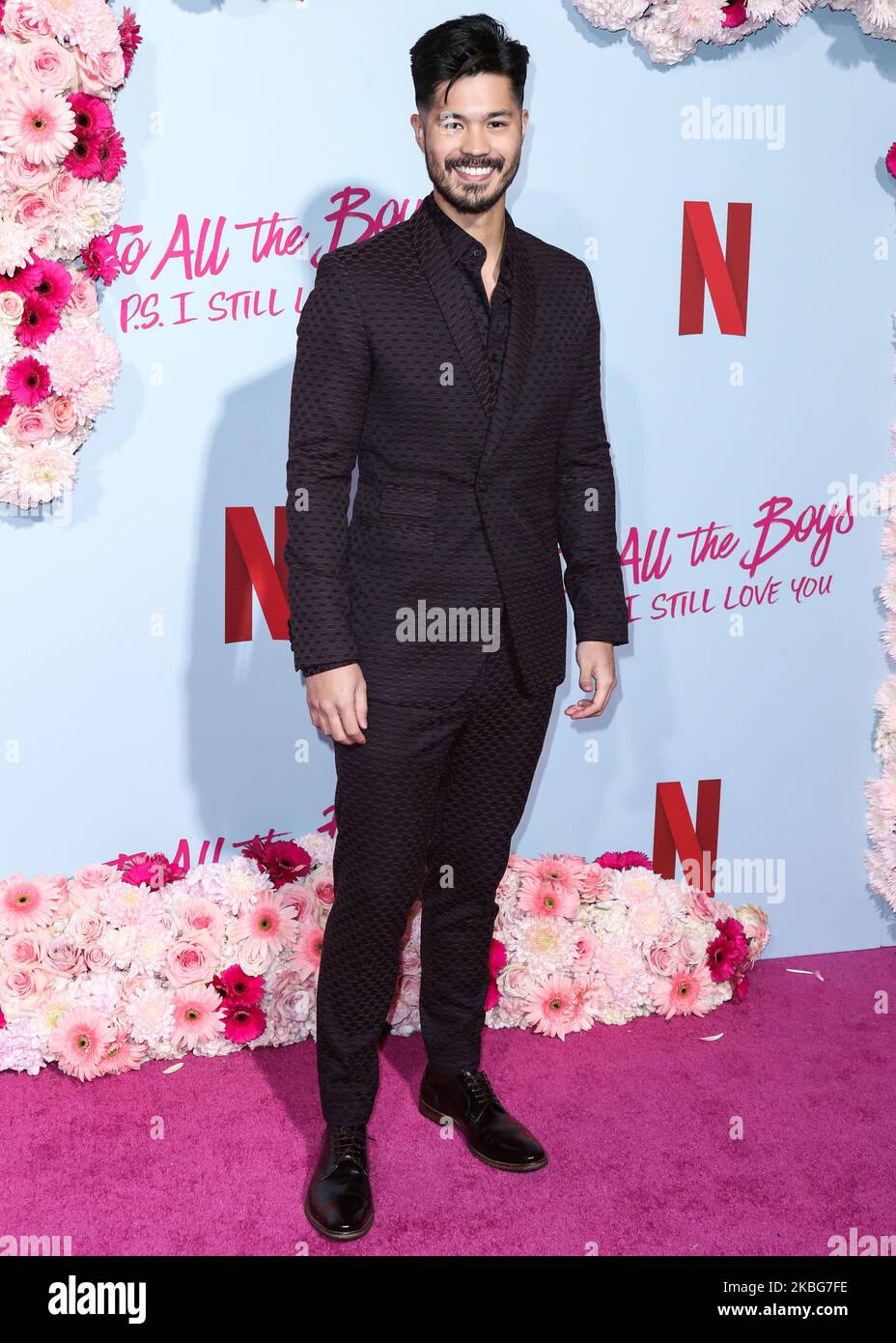 HOLLYWOOD, LOS ANGELES, CALIFORNIA, USA - FEBRUARY 03: Actor Ross ...