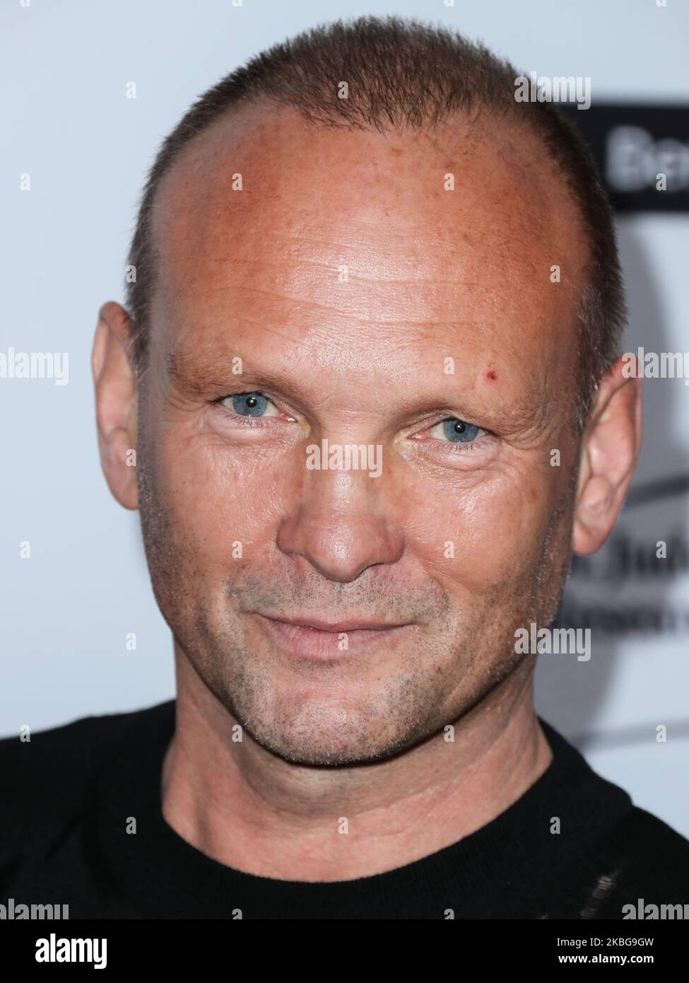 LOS ANGELES, CALIFORNIA, USA - FEBRUARY 05: Actor Andrew Howard arrives ...