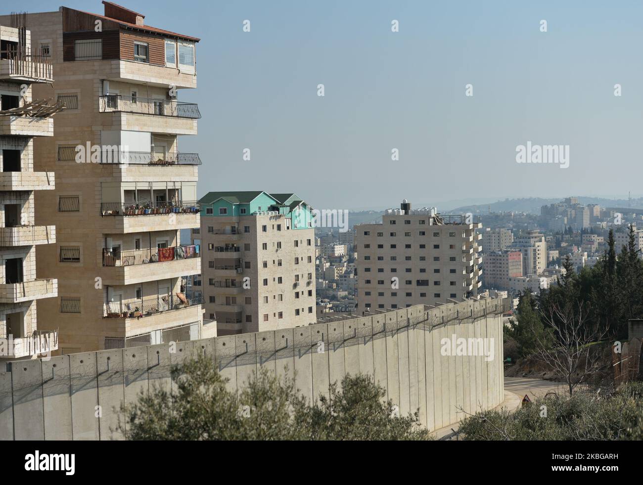 A view of the wall separating East Jerusalem from the Palestinian ...