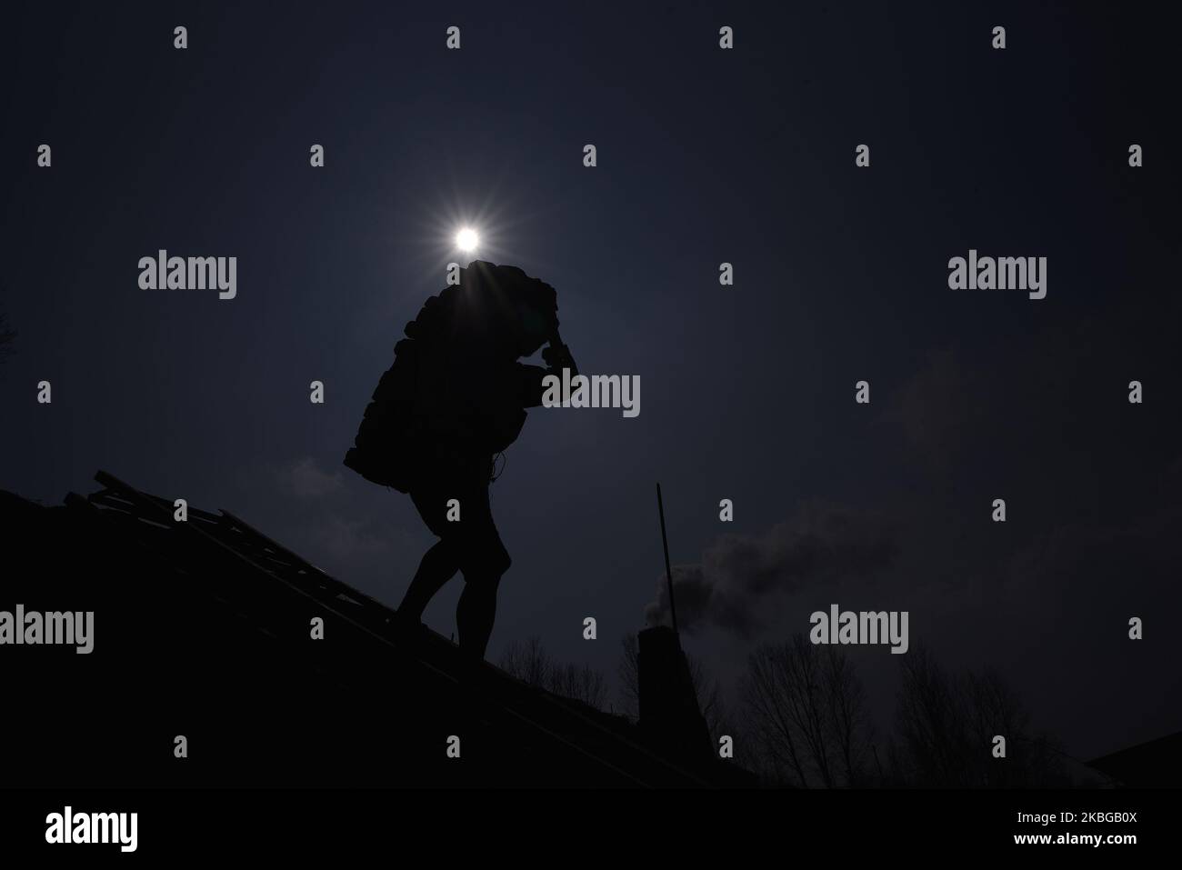 Donkey carrying bricks hi-res stock photography and images - Alamy