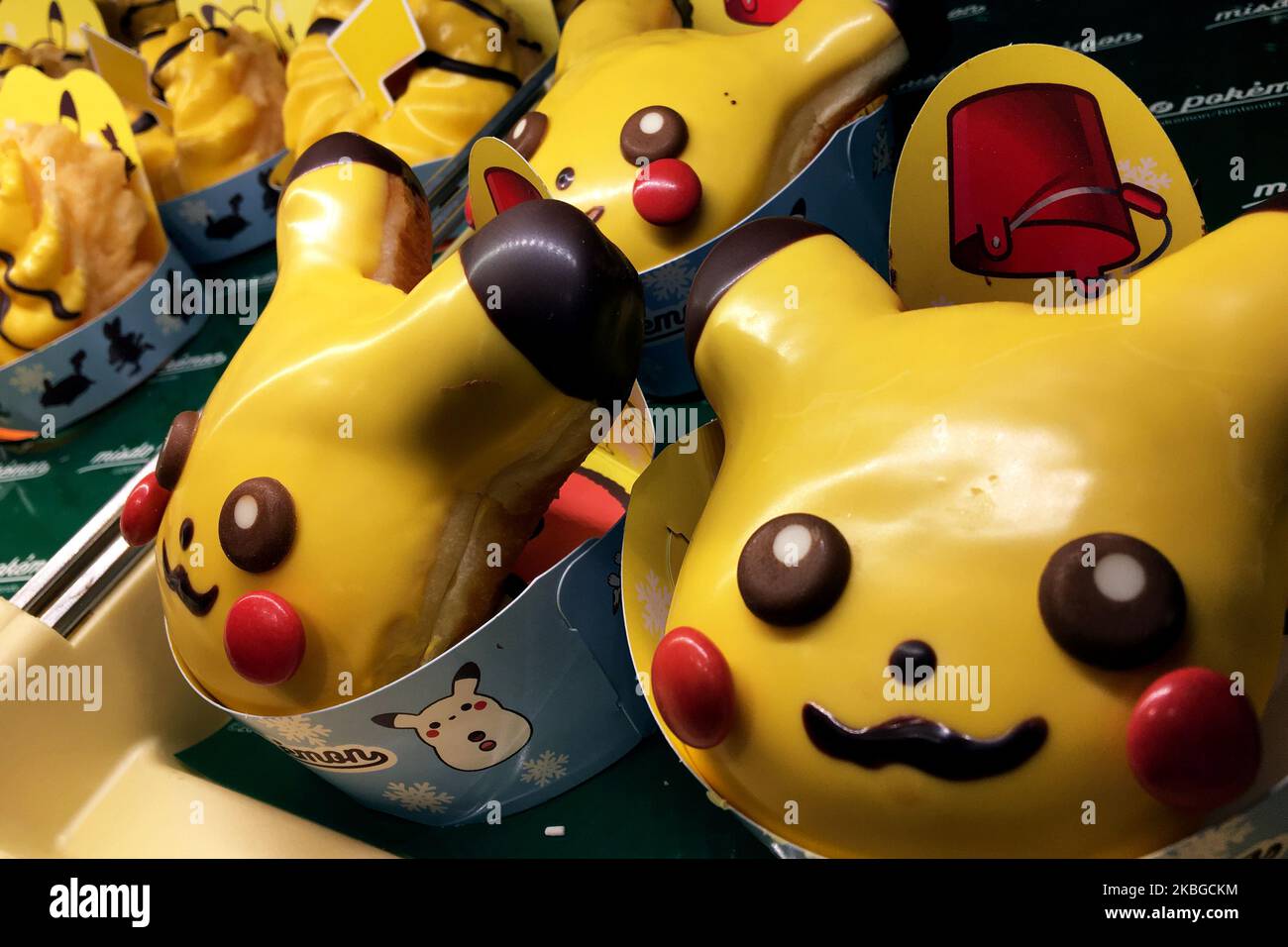 Pokemon cake hi-res stock photography and images - Alamy