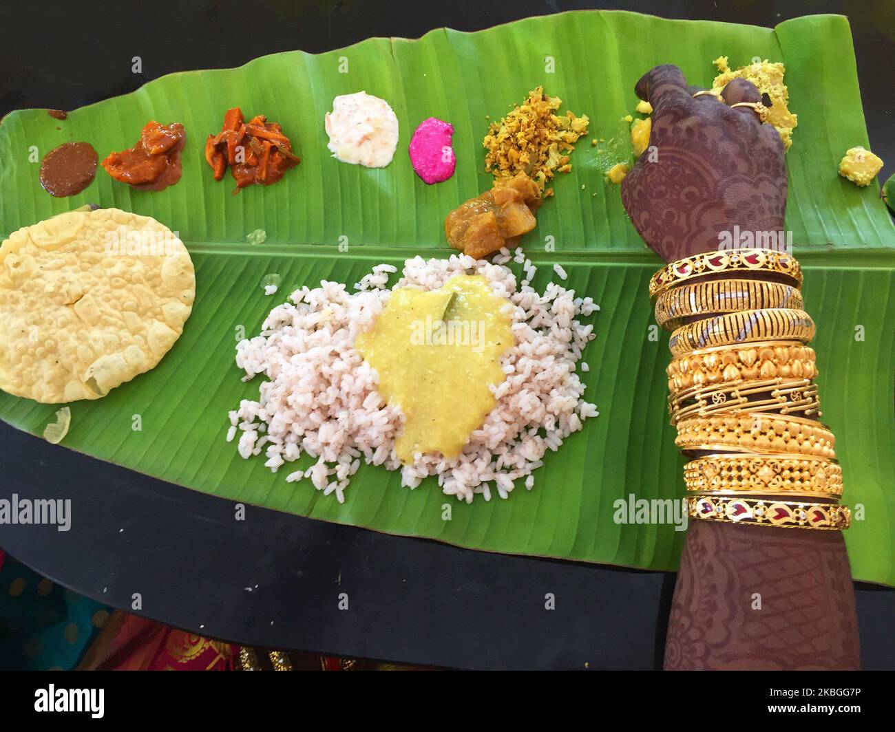 Hindu wedding with traditional format hi-res stock photography and ...