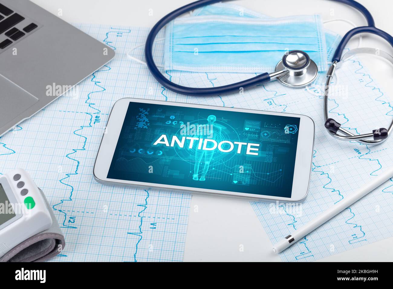 Tablet pc and doctor tools Stock Photo - Alamy