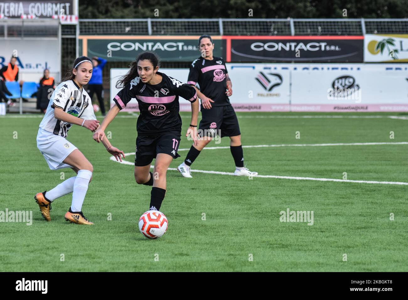 Leonzio sicula women hi-res stock photography and images - Alamy