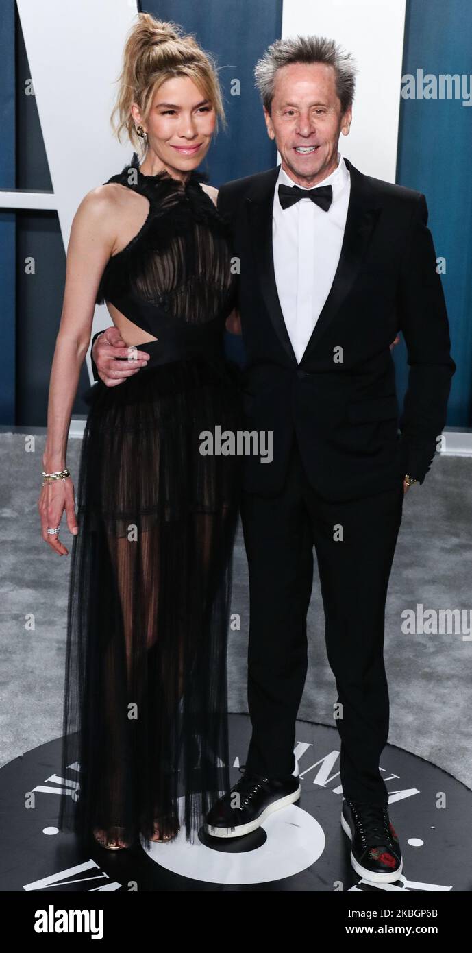 BEVERLY HILLS, LOS ANGELES, CALIFORNIA, USA - FEBRUARY 09: Veronica ...