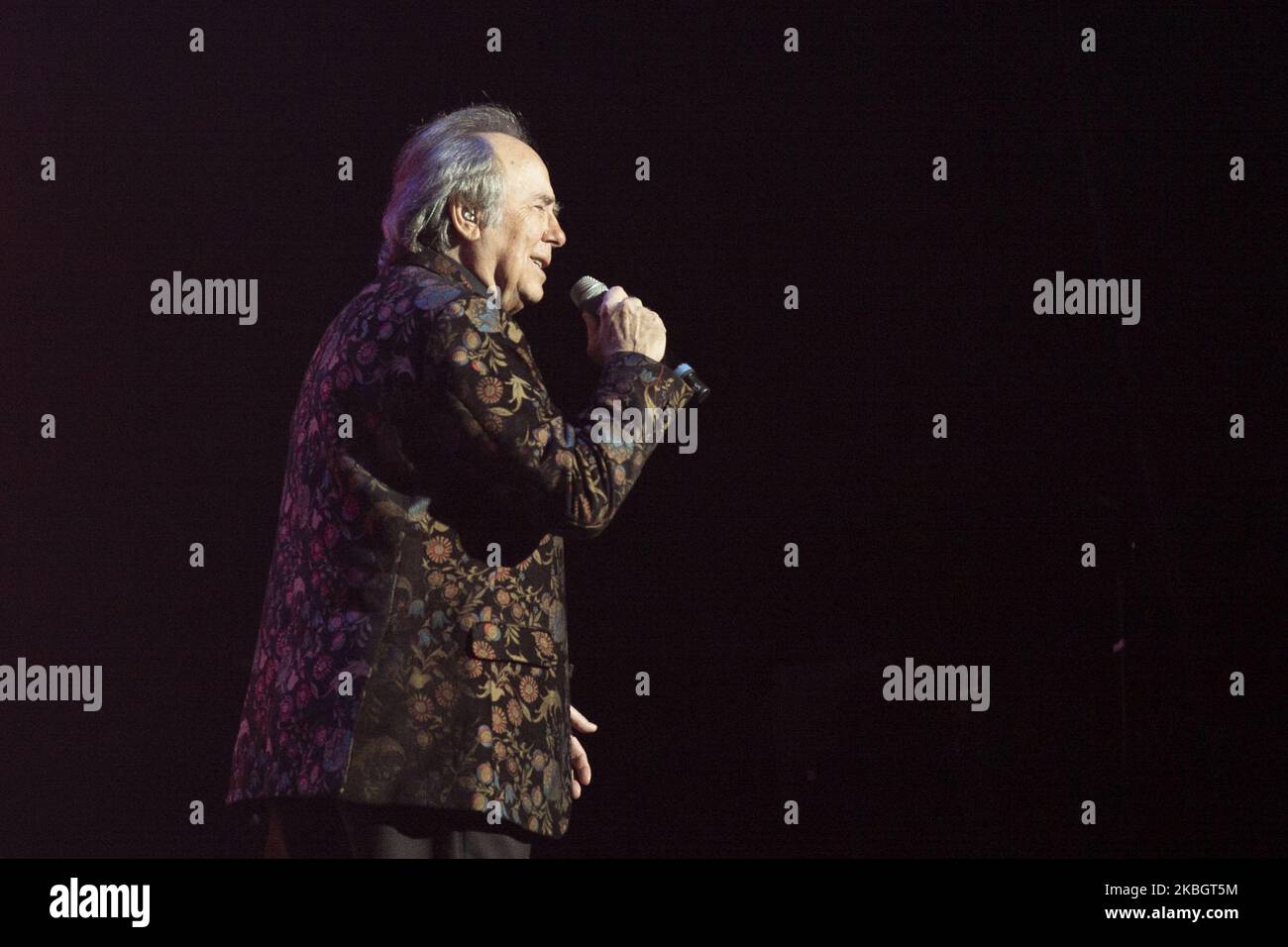 Joan gonzalez hi-res stock photography and images - Alamy