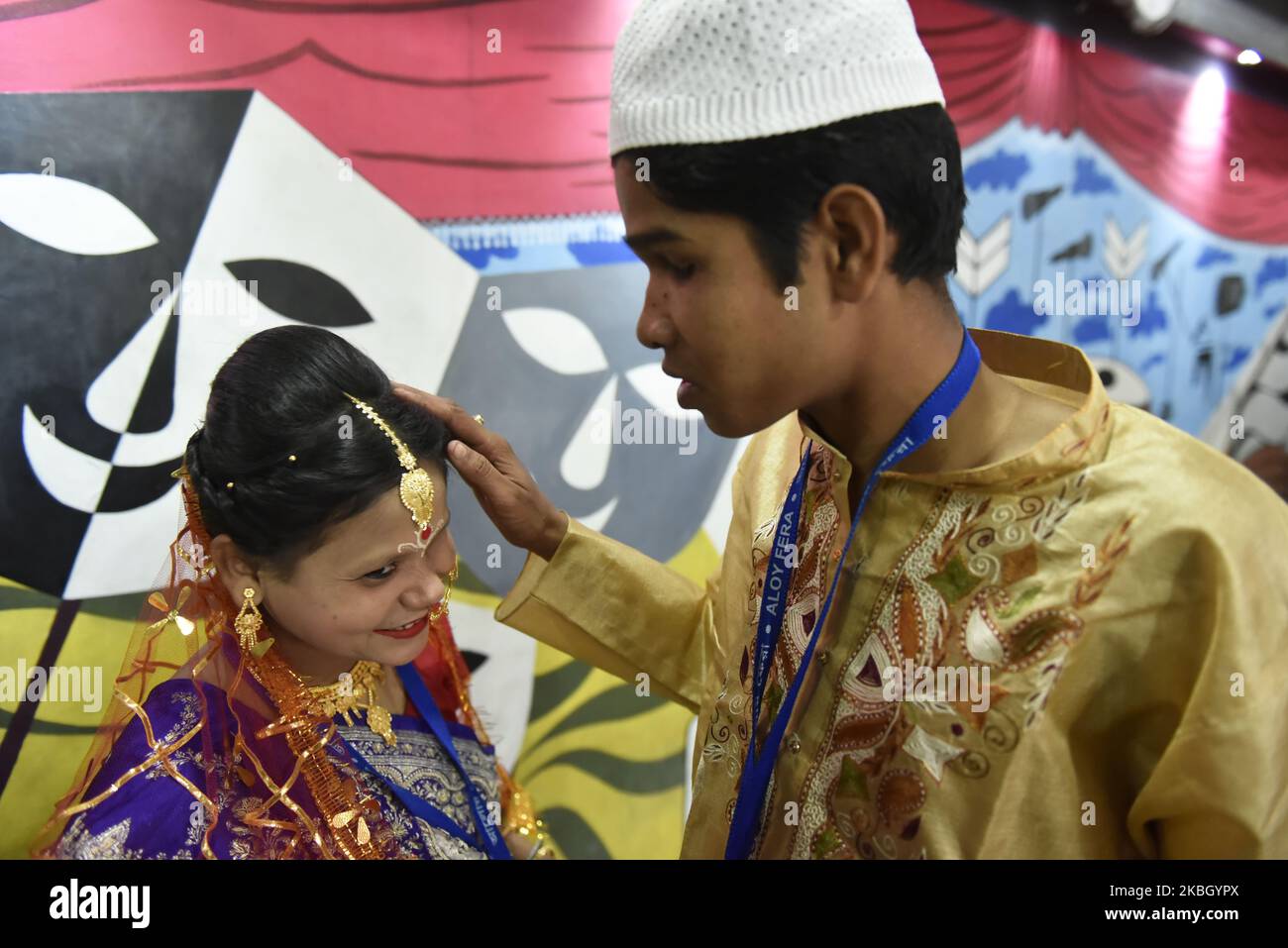 Blind bride hi-res stock photography and images - Alamy