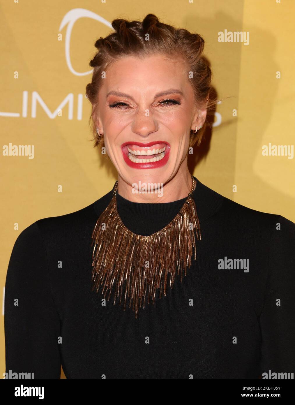 Hollywood, CA, November 3, 2022, Katee Sackoff arrives at The amfAR ...