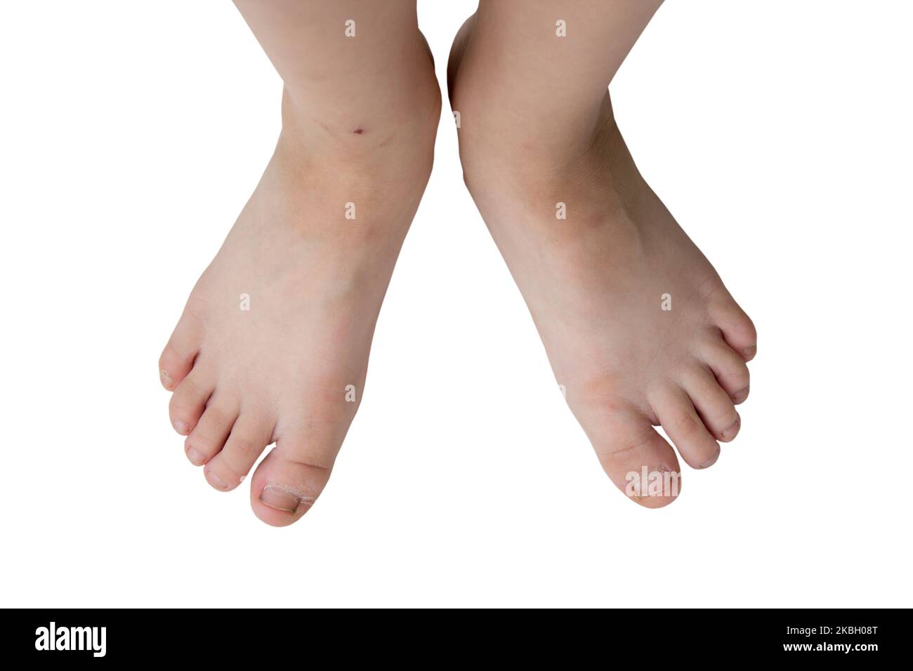 Child barefoot feet hi-res stock photography and images - Alamy