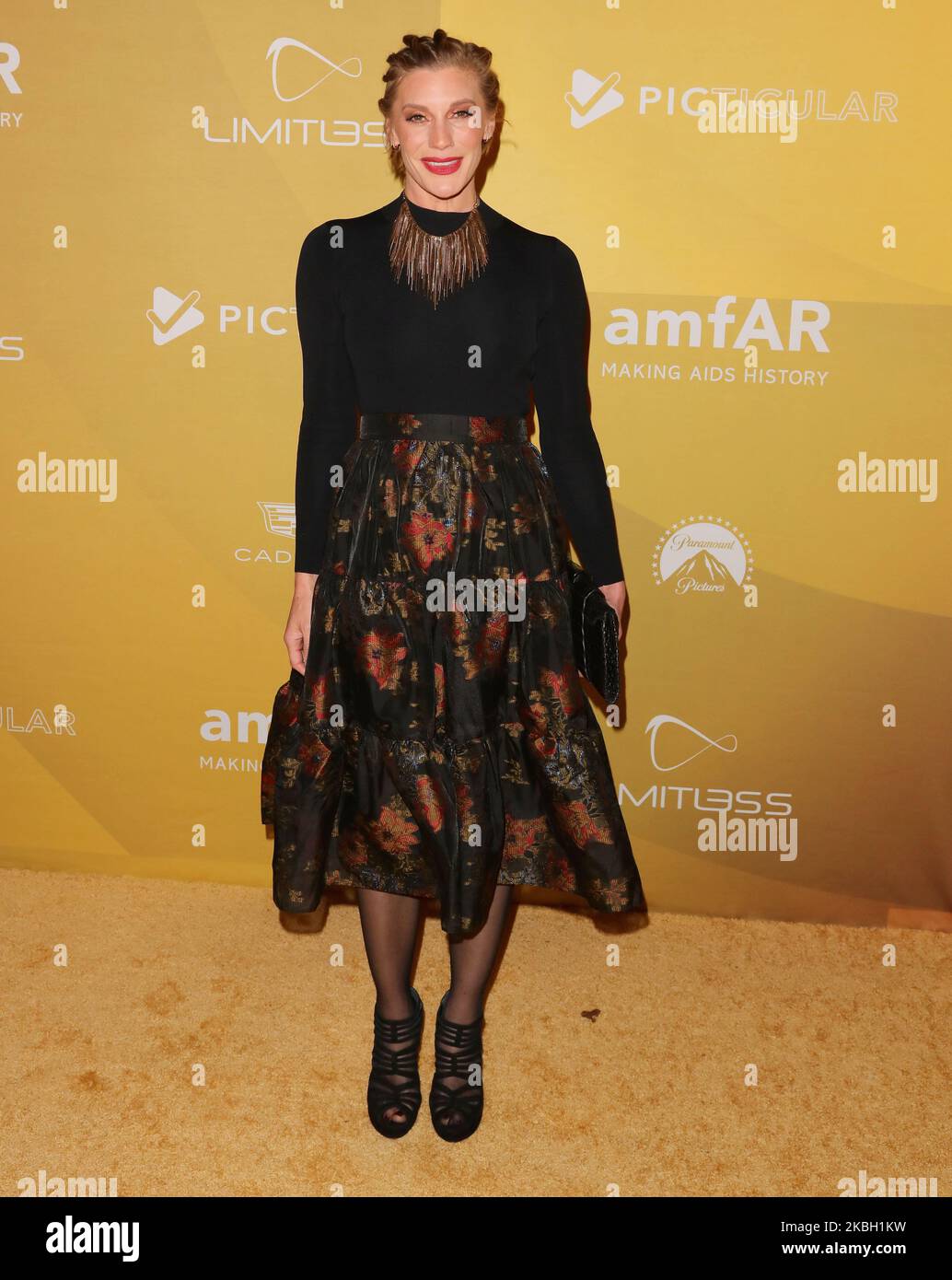 Hollywood, CA, November 3, 2022, Katee Sackoff arrives at The amfAR ...