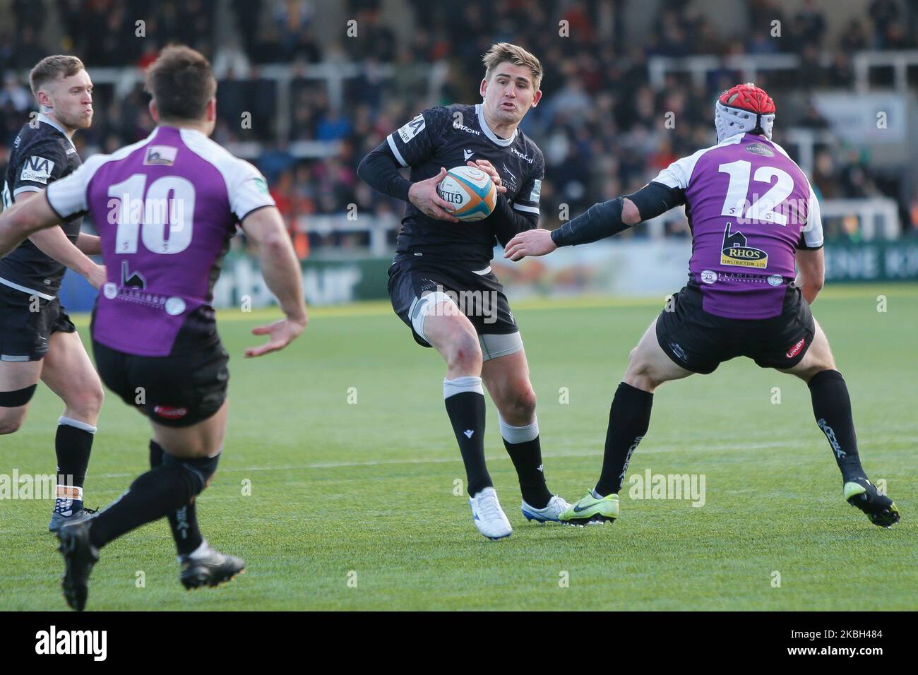 Toby Flood of Newcastle Falcons steps inside during the Greene King IPA ...