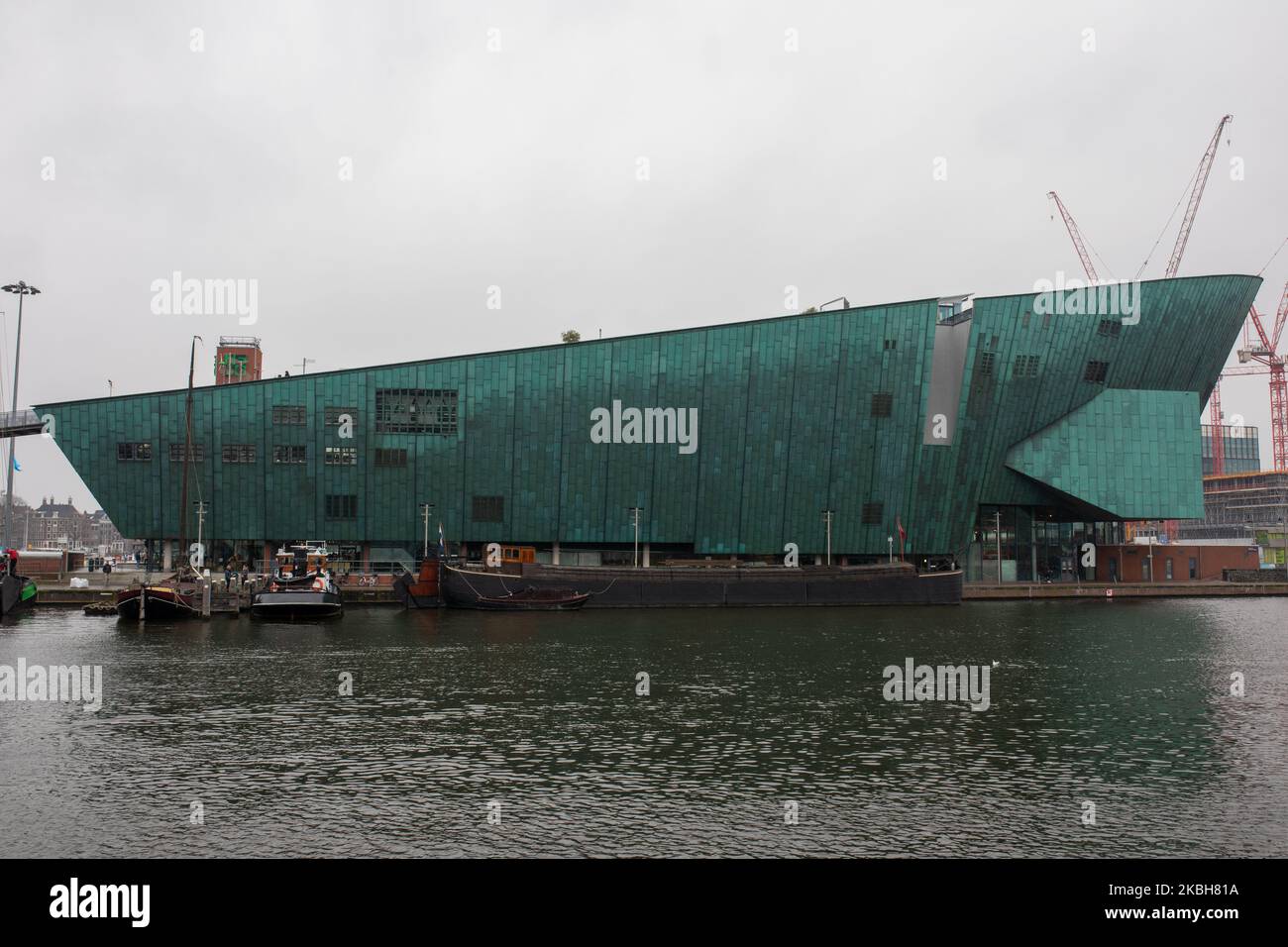 Science center nemo renzo piano hi-res stock photography and images - Alamy