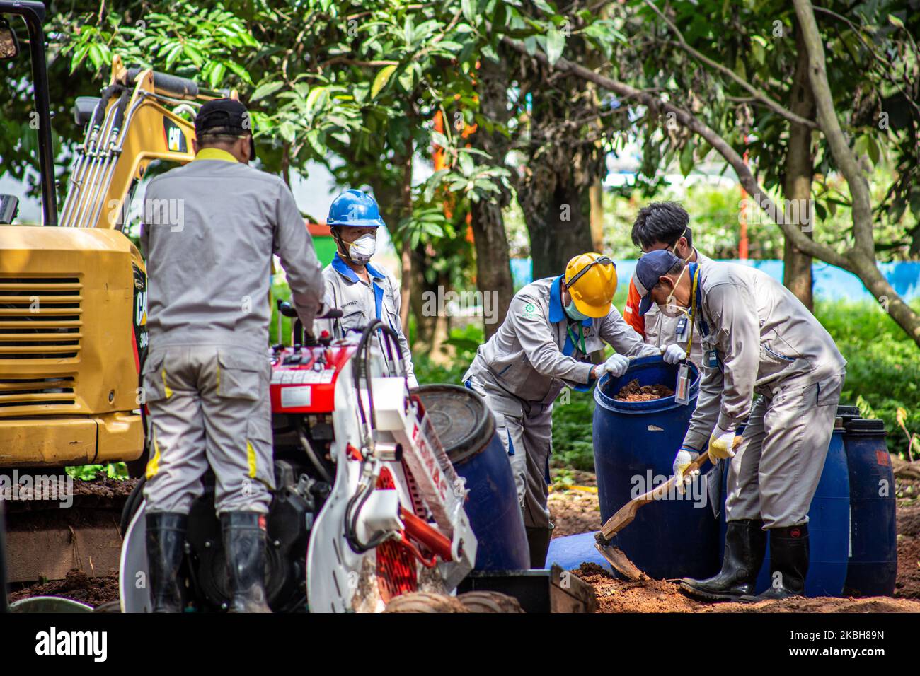 Cesium water hi-res stock photography and images - Alamy