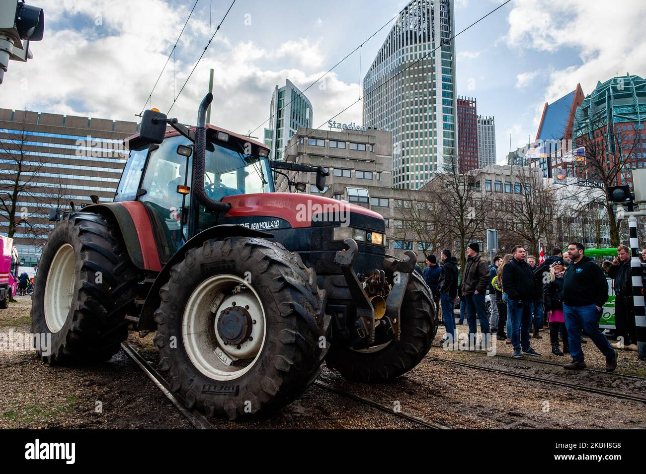 A group of tractors are arriving to the city during the new protest ...