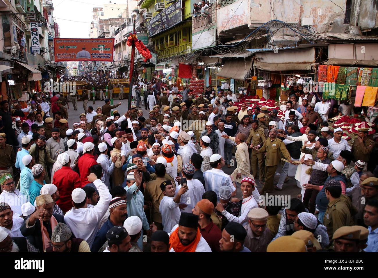 Death hoisting hi-res stock photography and images - Alamy