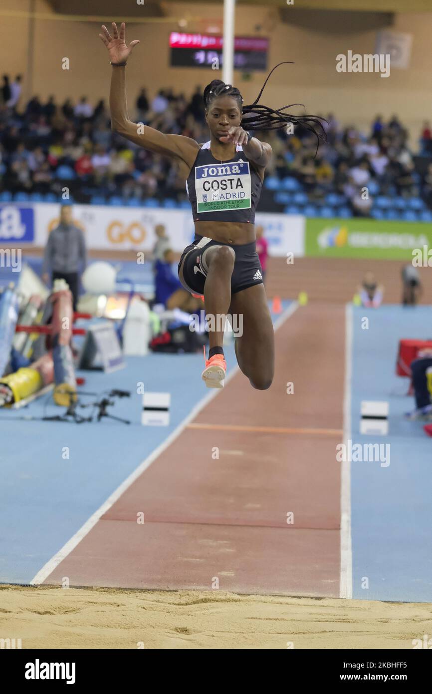 Long jump women hi-res stock photography and images - Alamy