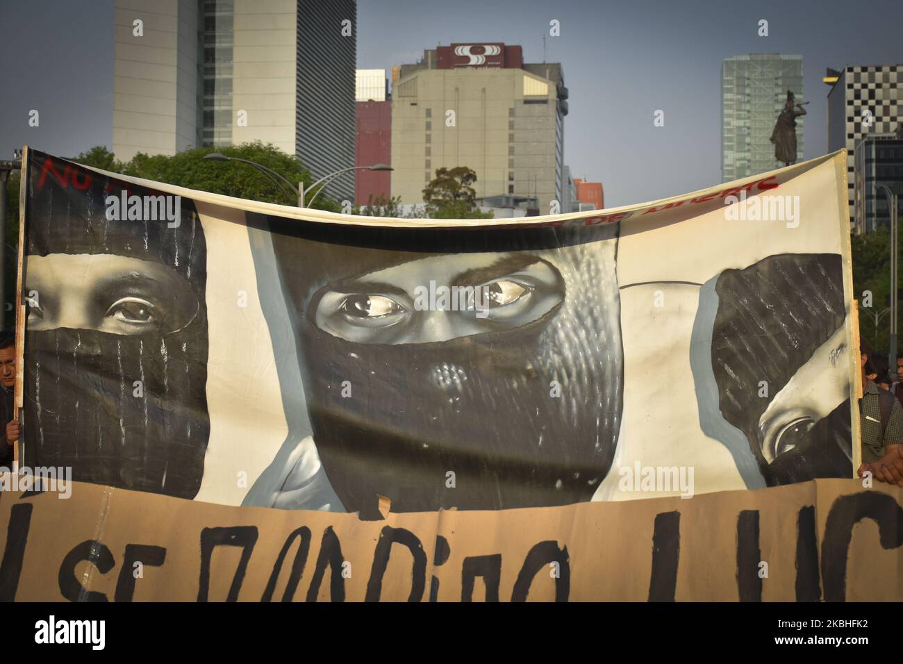 Indigenous demonstrators mexico hi-res stock photography and images - Alamy