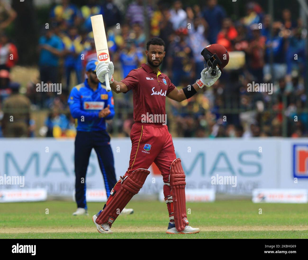 100 runs hi-res stock photography and images - Alamy