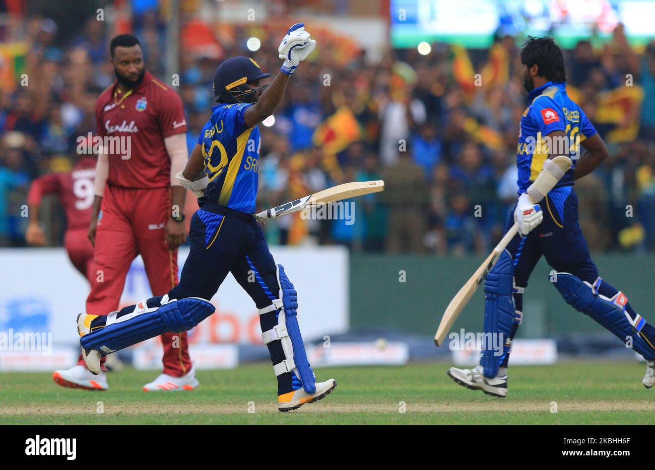 Wanindu hasaranga cricket player hi-res stock photography and images ...