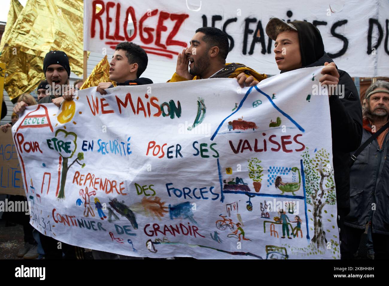 Requisition of unoccupied buildings hi-res stock photography and images ...