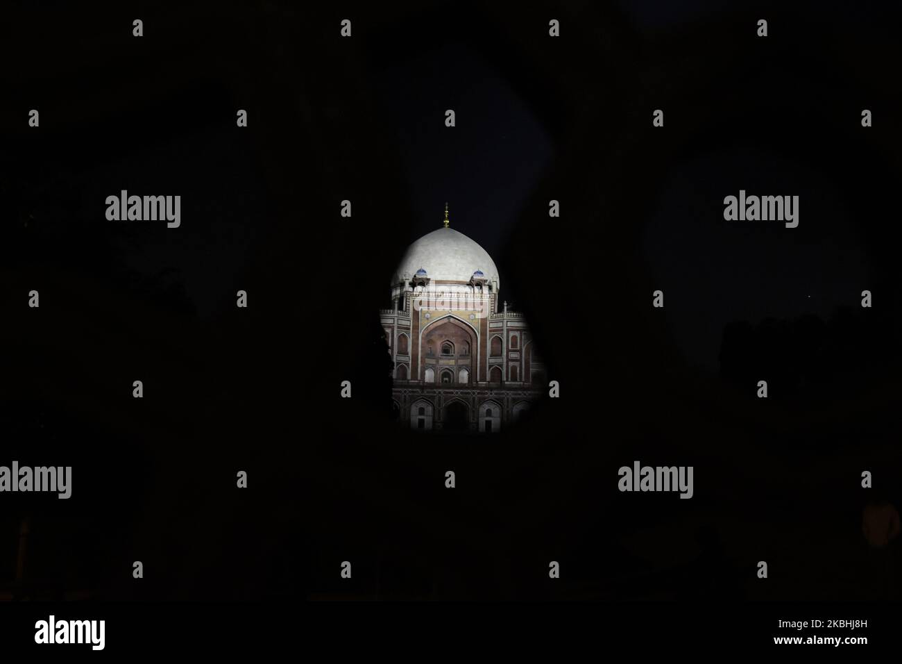 Night scene at Himayun tomb in New Delhi, India on 22 February 2020 ...