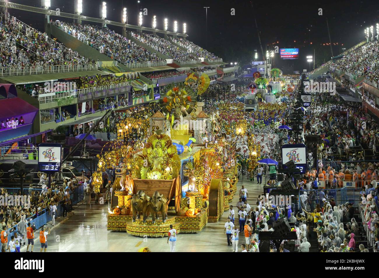 Parade of the Samba Schools Group A - Marta player in float from the ...