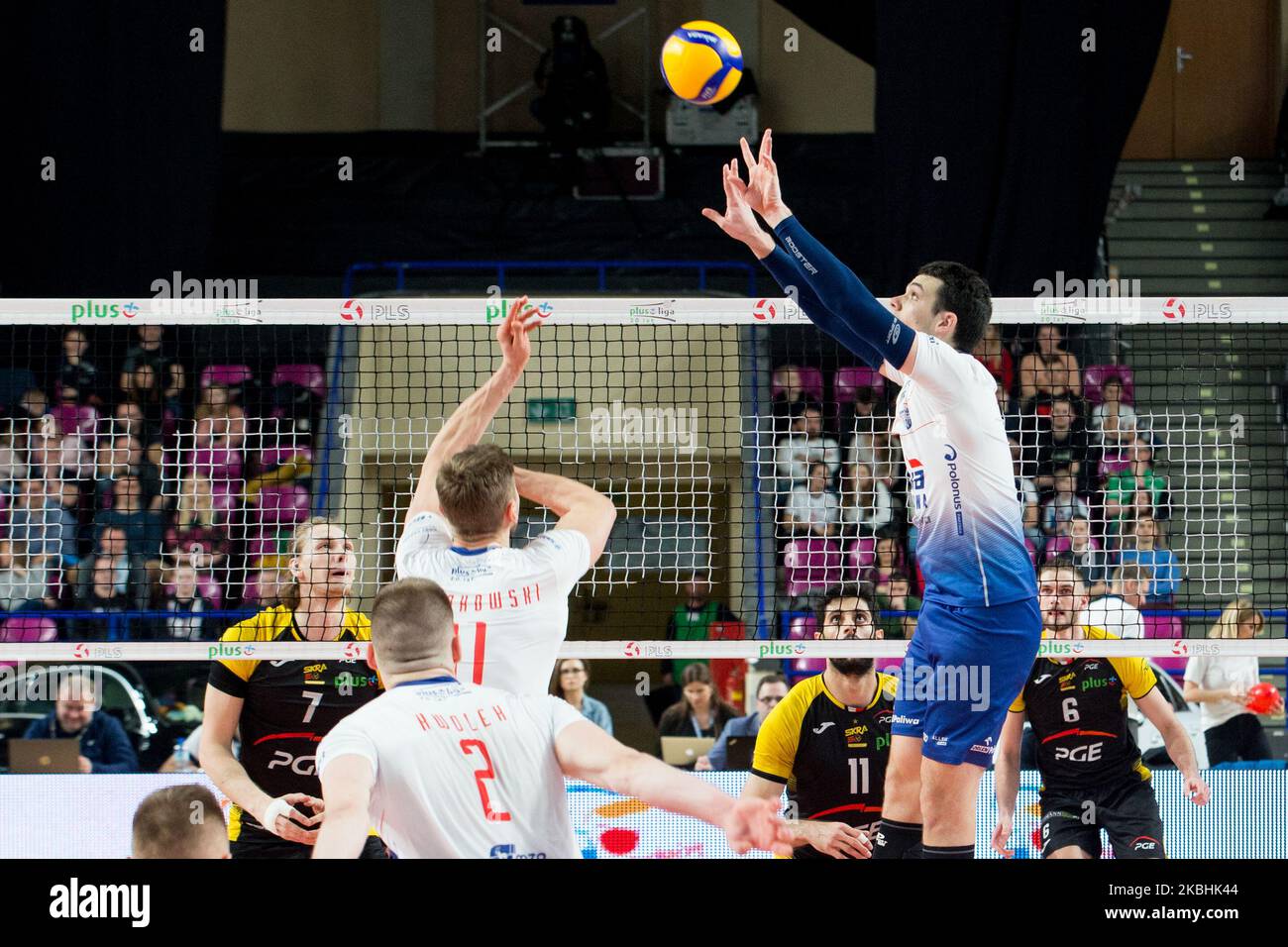 Volley ball antoine brizard hi-res stock photography and images - Alamy