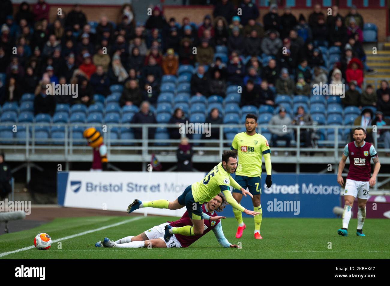 Jeff hendrick of burnley slides hi-res stock photography and images - Alamy