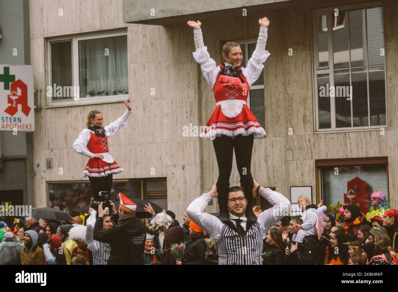 Members of dance team performs during the Rose Monday parade on ...