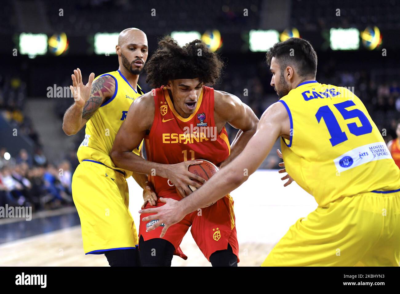 Sebastian Saiz of Spain in action against Emanuel Cate and Christopher ...