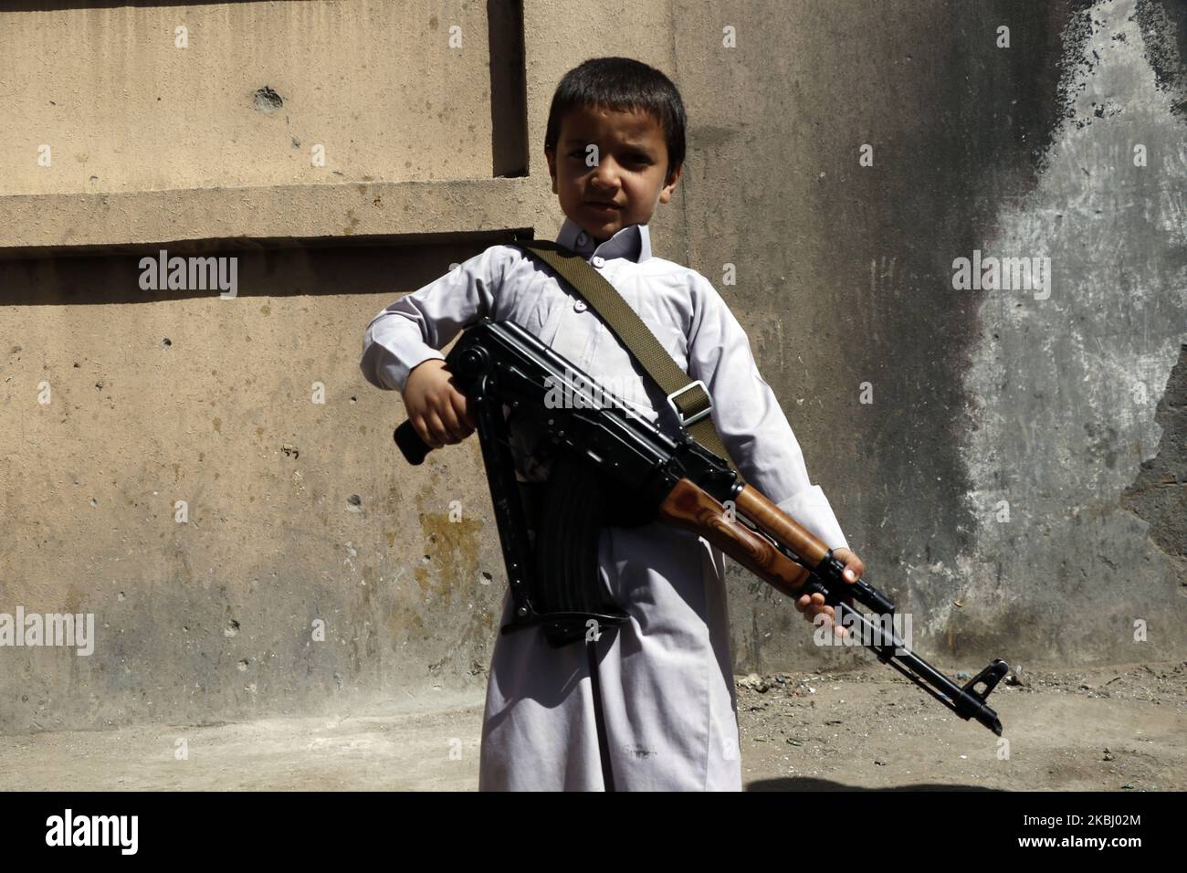 Fathers gun hi-res stock photography and images - Alamy