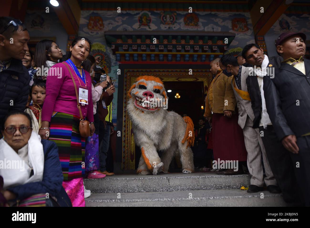Losar dance hi-res stock photography and images - Alamy