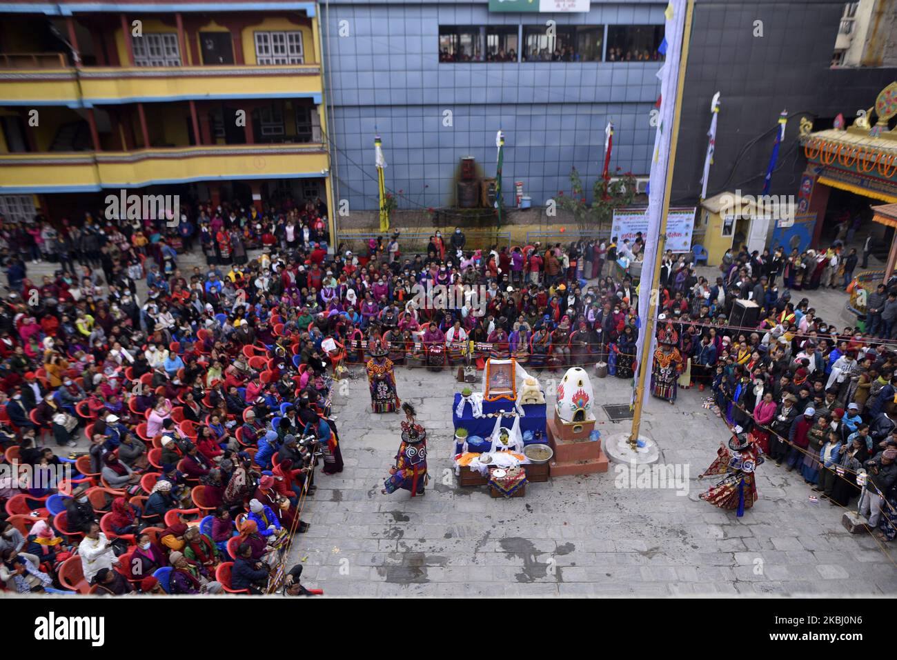 Losar dance hi-res stock photography and images - Alamy