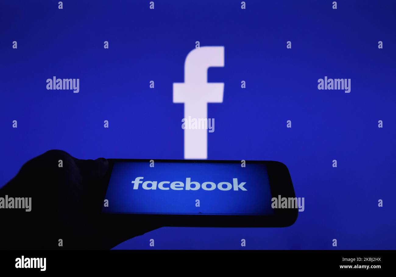 Photo illustration facebook logo hi-res stock photography and images ...