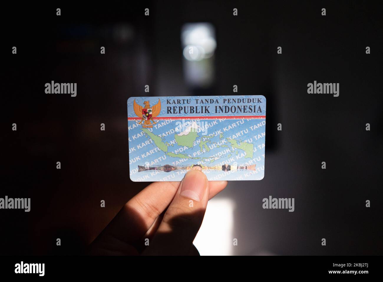 Semarang, Indonesia - November 4, 2022: A hand holds an Indonesian ...