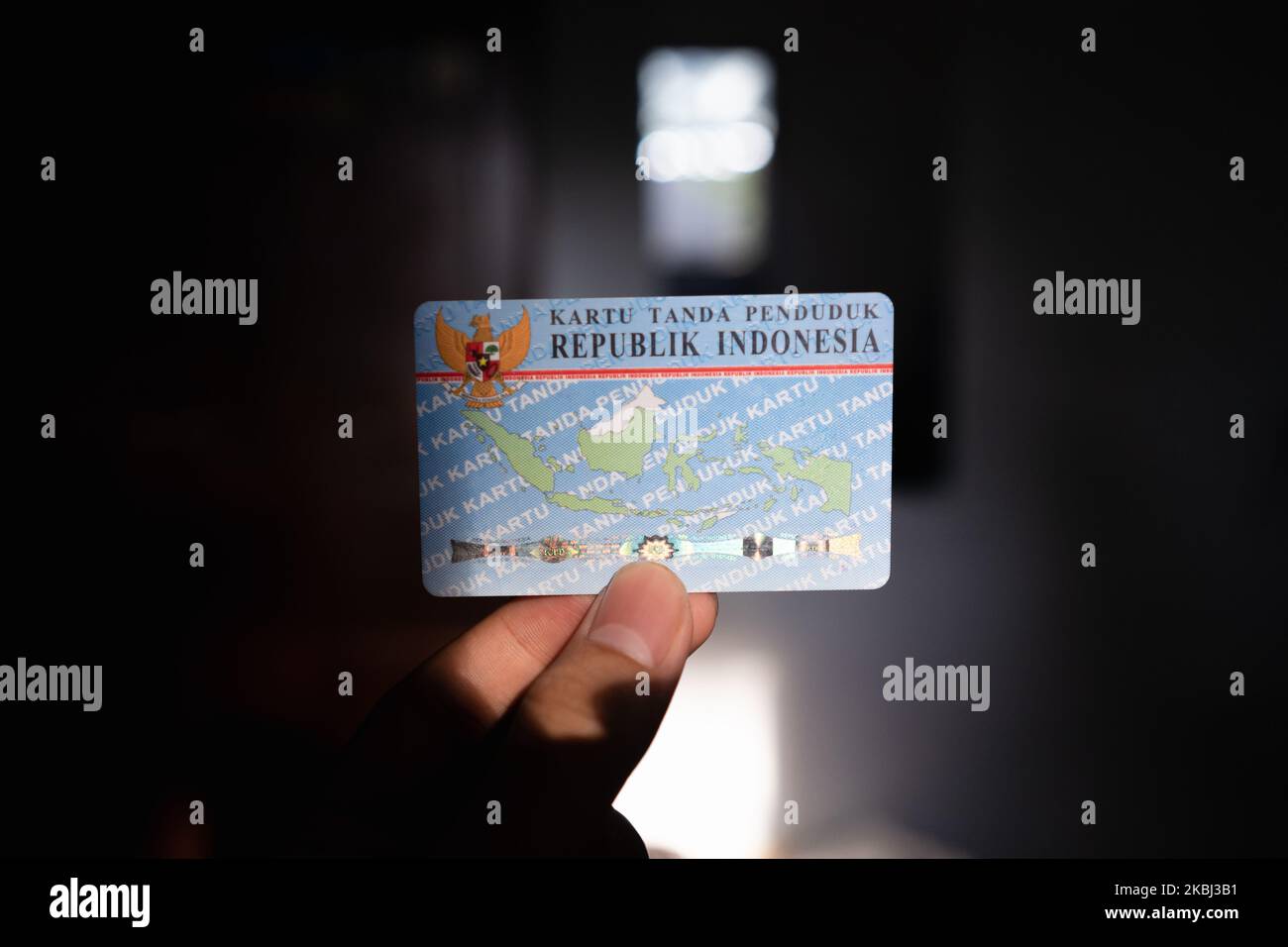 Semarang, Indonesia - November 4, 2022: A hand holds an Indonesian ...