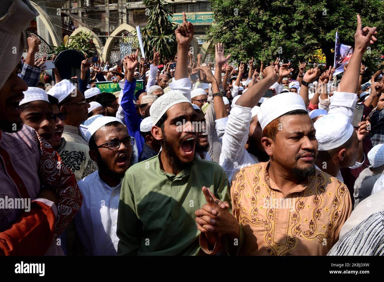 Parsi prayer hi-res stock photography and images - Alamy