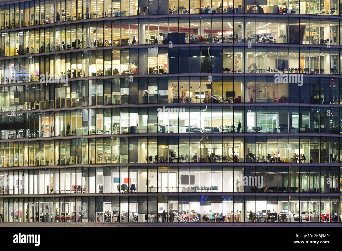 A modern office building located between Tower Bridge and London Bridge ...