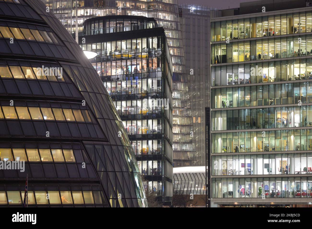 Modern office buildings located between Tower Bridge and London Bridge ...