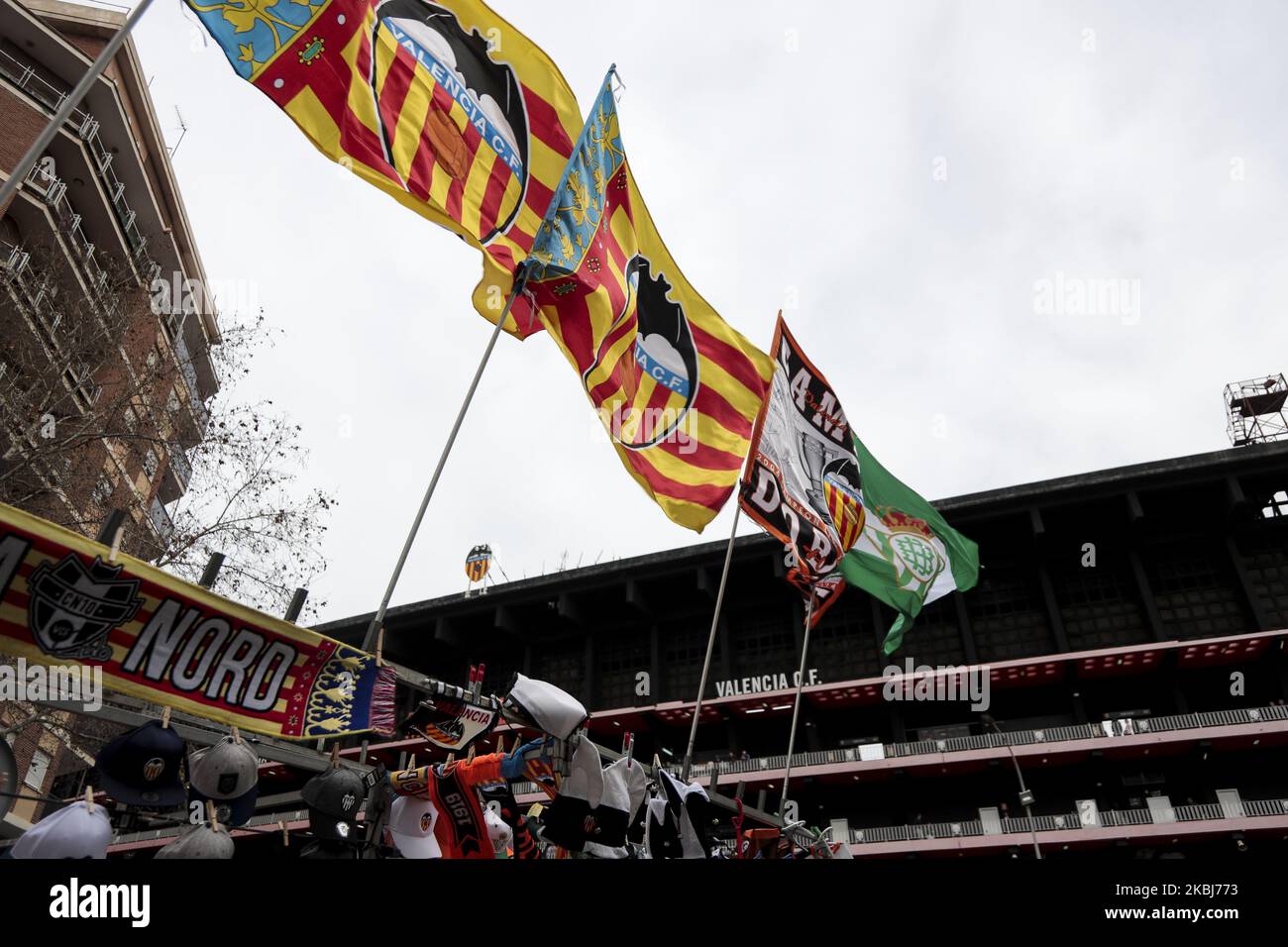 Valencia cf flags hi-res stock photography and images - Alamy