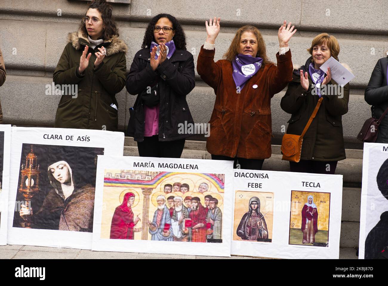 Mujeres y teologia hi-res stock photography and images - Alamy