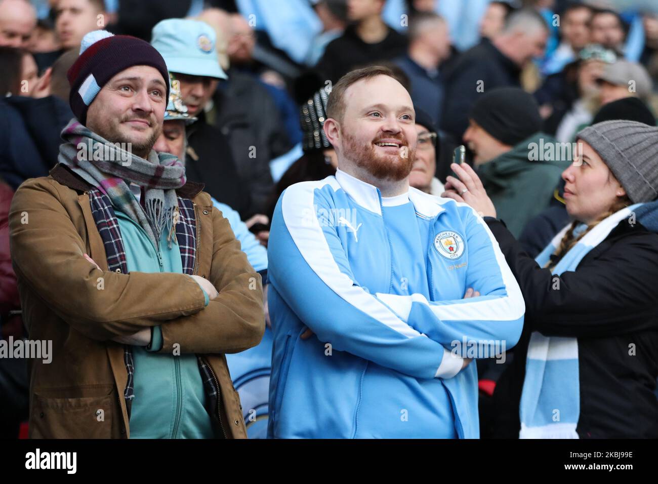 Manchester city supporters hi-res stock photography and images - Alamy