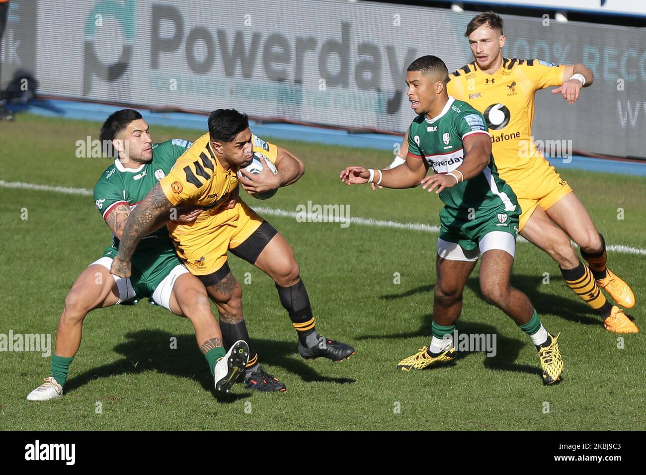 Motu Matu'u of London Irish tackling Malakai Fekitoa of Wasps Rugby ...