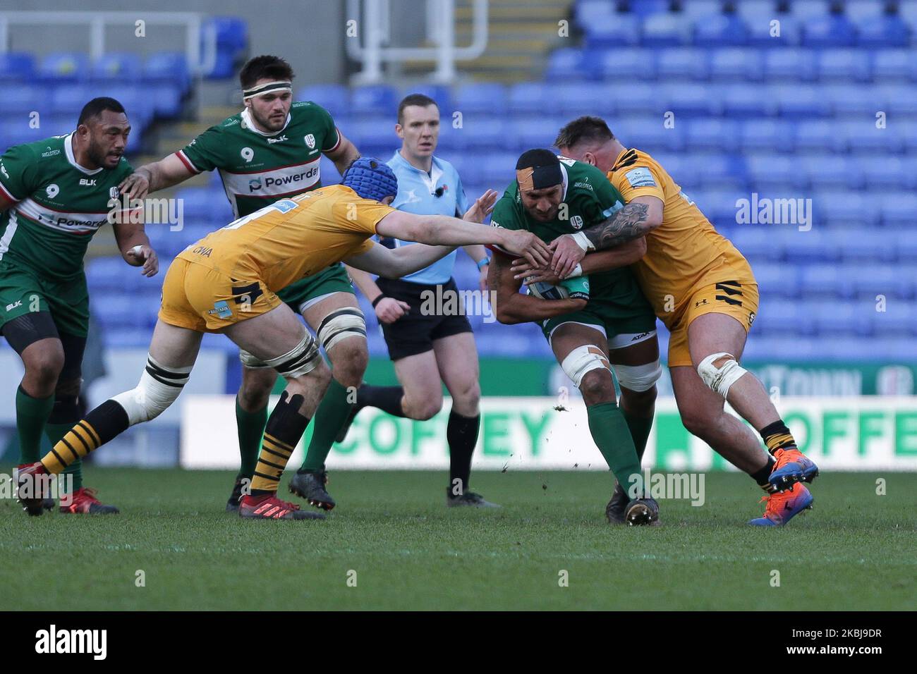 Kieran Brookes of Wasps Rugby and Brad Shields of Wasps Rugby tackling ...